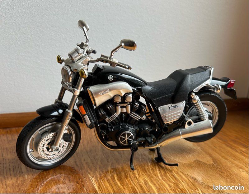 Vmax 1200 - Collection