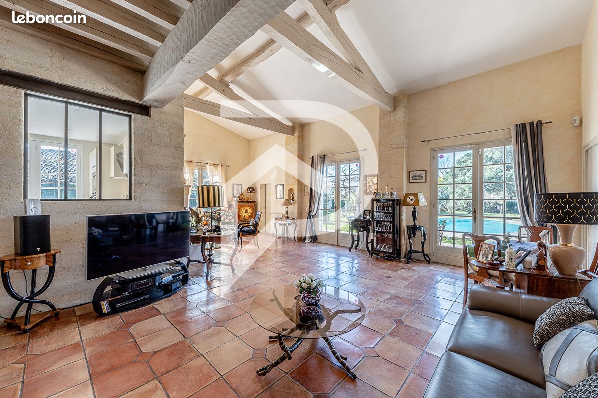 Maison 8 pièces 226 m² - Ventes immobilières