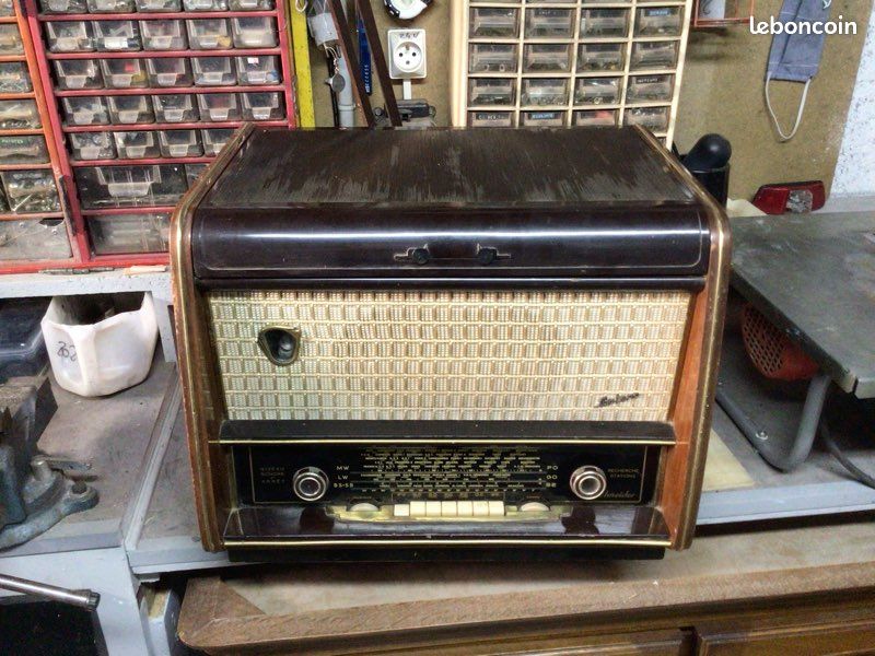 Poste radio et tourne disque - CD - Musique