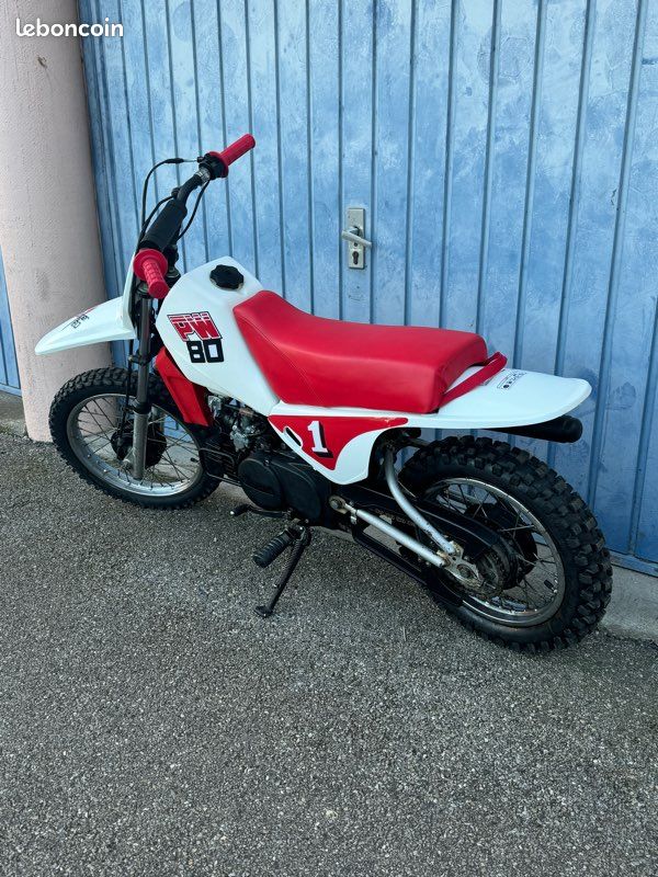 Yamaha Piwi 80 - Motos
