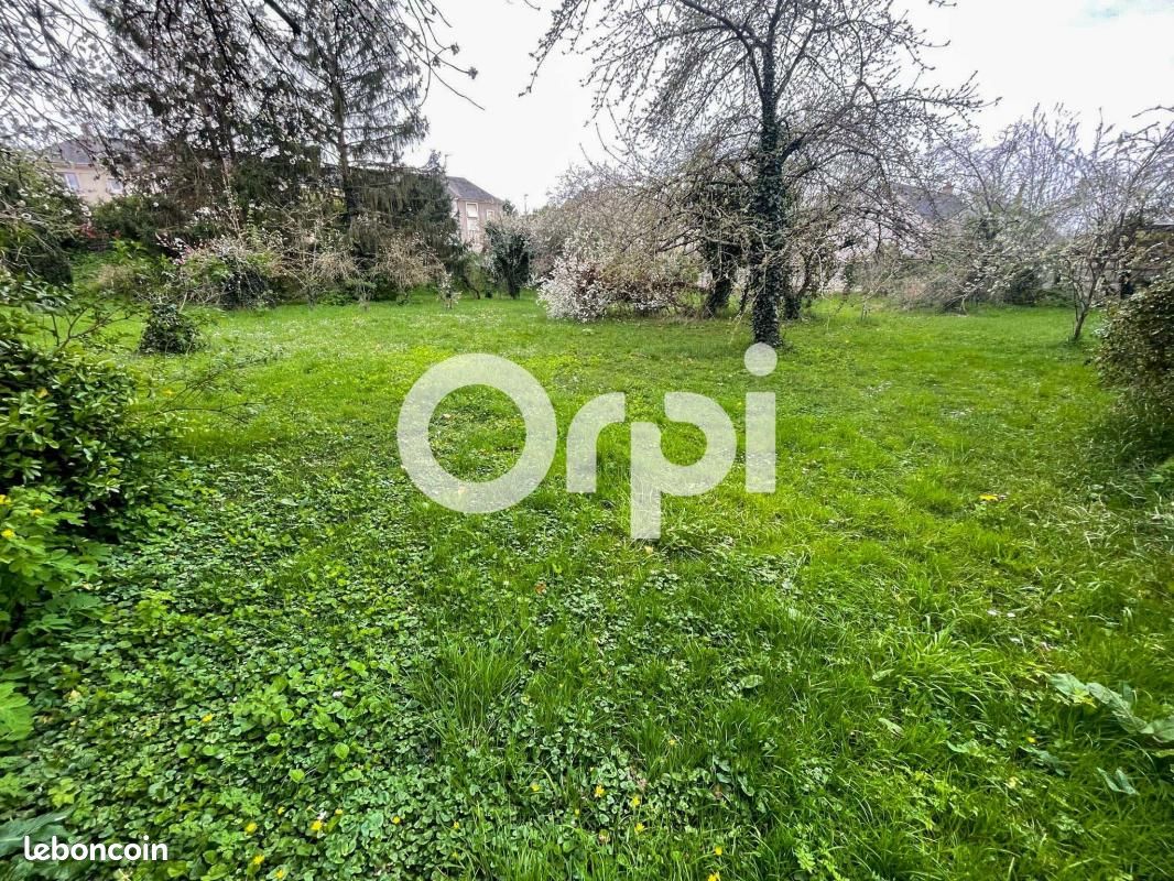 Terrain 1 776 m² Saumur - Ventes immobilières