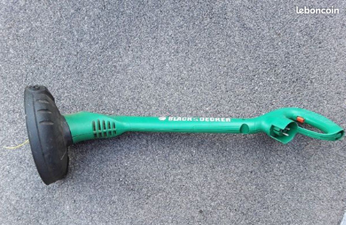 🌿 Location Coupe-bordures Black & Decker GL425 – 420W - Services de ...