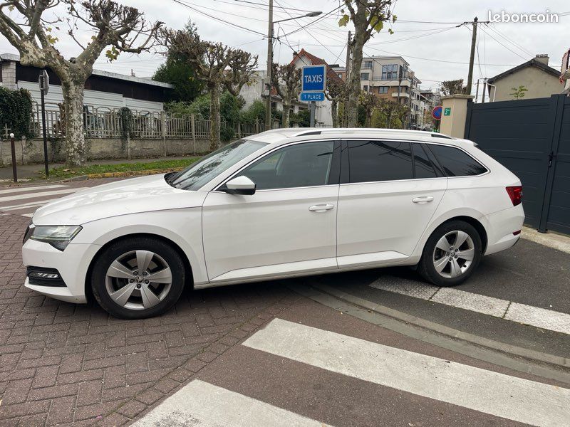 Skoda Superb - Voitures