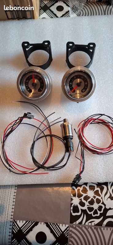 Paire de manomètres autometer pression huile et jauge carburant ...