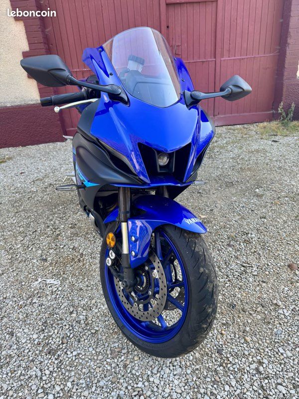 Yamaha R7 A2 - Motos