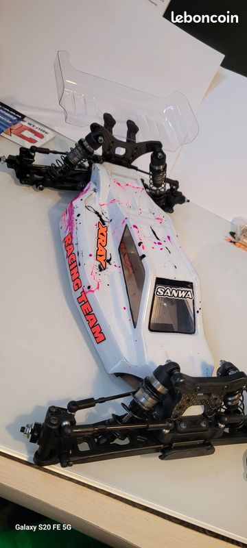 Châssis compétition Xray XB2 2024 - Modélisme