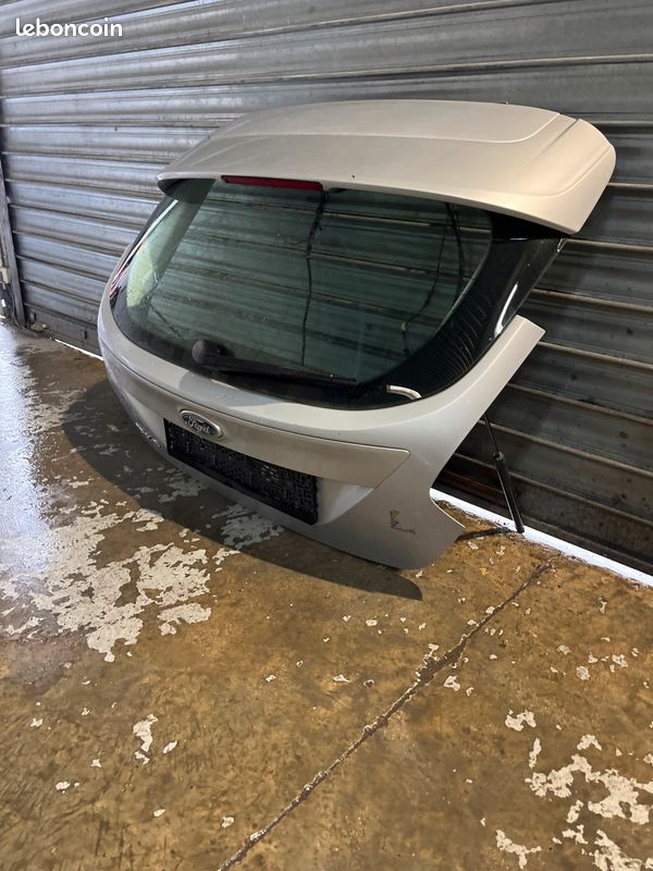 Hayon Ford Focus III 3 - Équipement auto