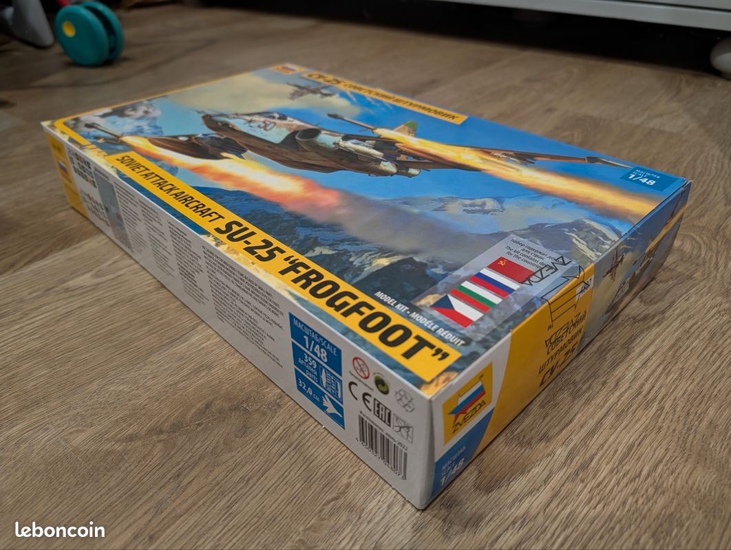 Su-25 Frogfoot 1/48 Zvezda - Modélisme