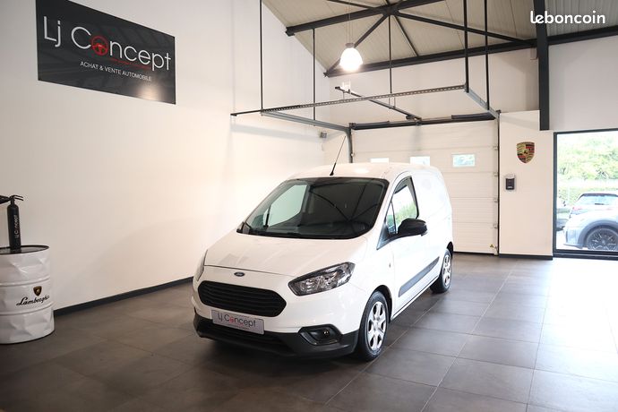 Utilitaires et fourgons d’occasion « fourgon essence » Toute la France ...