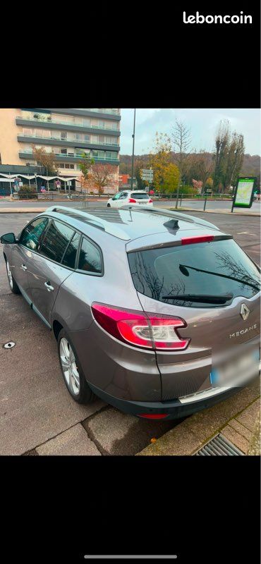 Vend Mégane3 toute option - Voitures
