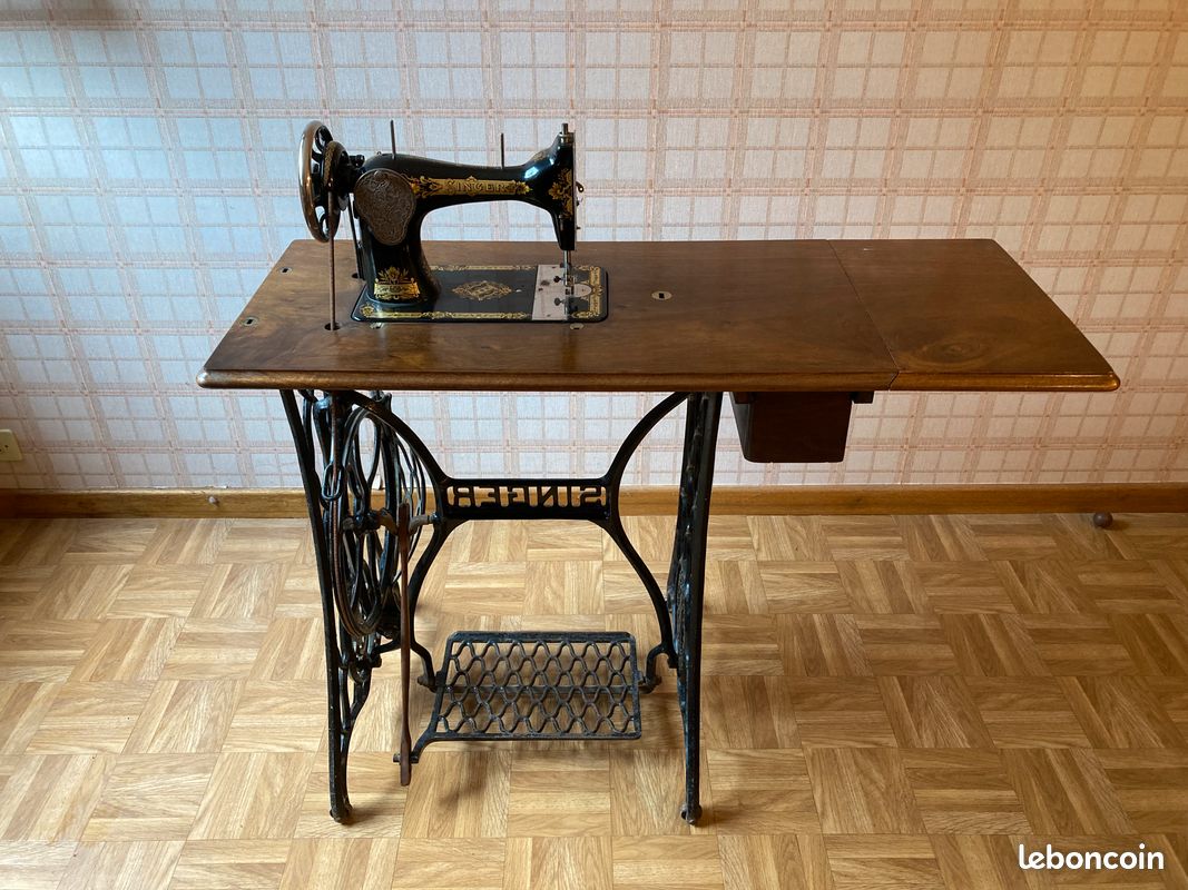 Machine à coudre SINGER rétro - Loisirs créatifs