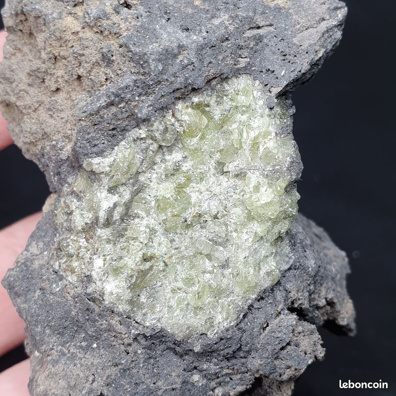 Minéraux : Peridotite - Lanzarote - Espagne - Collection