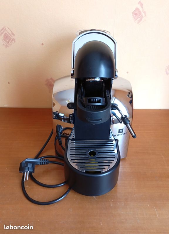 Machine à café Nespresso MAGIMIX M200 - Électroménager