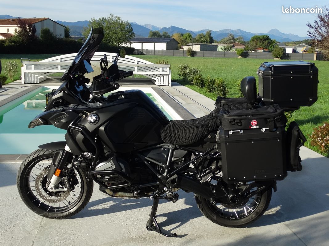 BMW 1250 GSA Adventure Triple Black Edition finition 719 (toutes ...