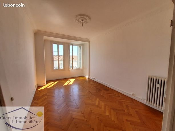 Location appartement et maison à louer Cuers (83390) - leboncoin