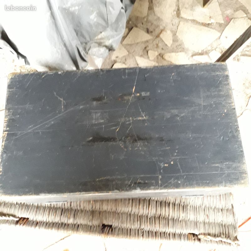 Ancienne caisse cantine coffre militaire - Collection