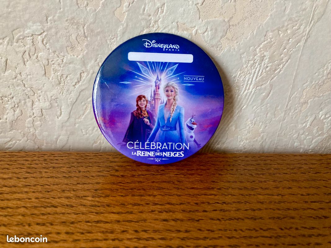 Grand badge collector Disney La Reine des Neiges - Collection