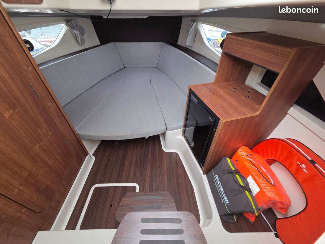 [EXCLUSIVITÉ] Quicksilver 875 Sundeck (2019) – 2x225cv Mercury V6 ...