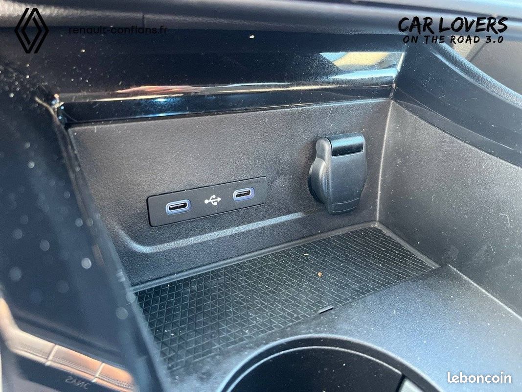 RENAULT Espace E-Tech hybrid 200 Techno - Voitures