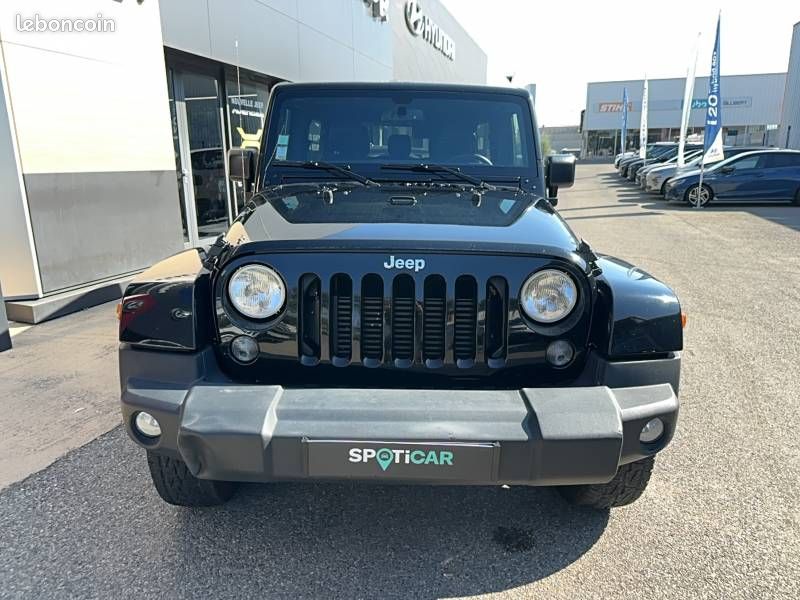 Jeep Wrangler (20) 2.8 CRD 200 Unlimited Sahara A - Voitures