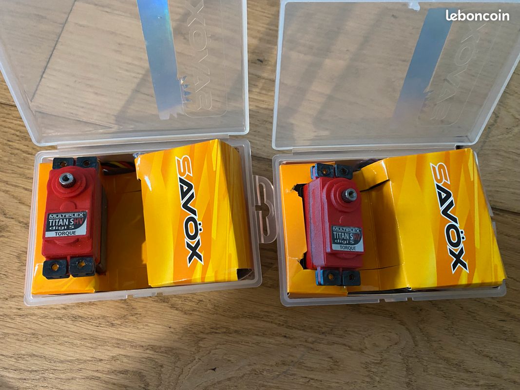 3 servos Multiplex TITAN S - Modélisme