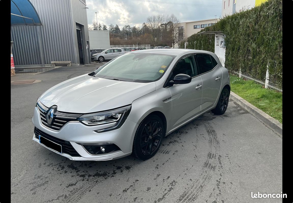 Renault Magane IV 1.5DCI 110CH Intens EDC - Voitures