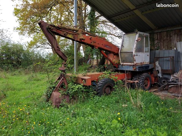 Pelle poclain d'occasion - BTP - Chantier gros-oeuvre - leboncoin