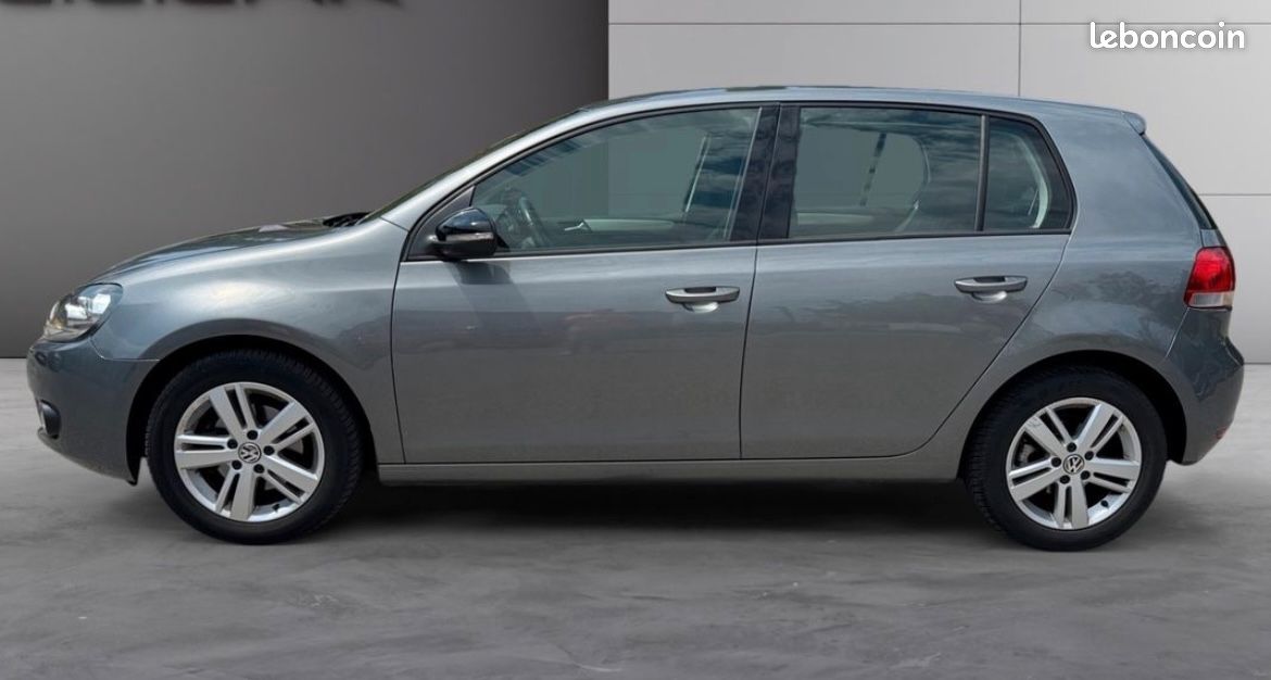 Golf VW 1.6 TDI 105 BlueMotion - Voitures