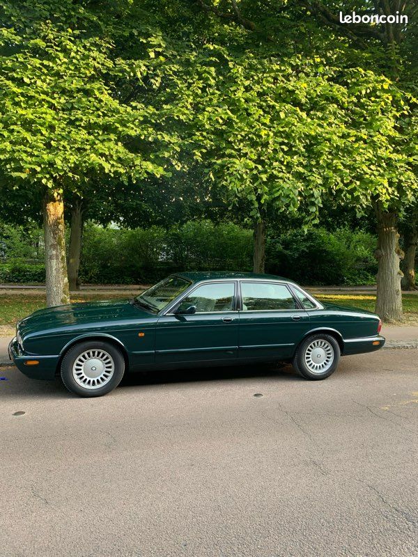 Jaguar xi8 4.0L V8 - Voitures