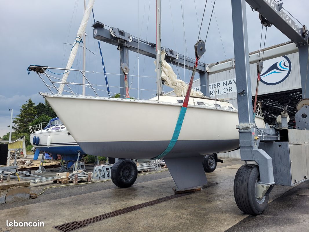 Voilier habitable DJINN 26 - Nautisme