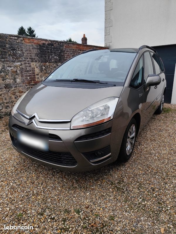 Citroën C4 Grand Picasso - Voitures
