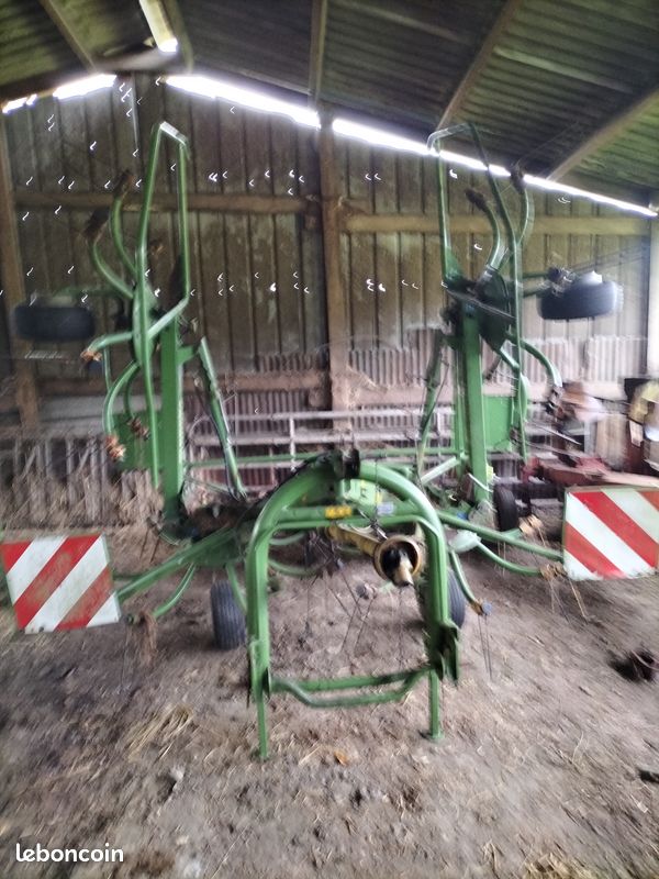 Faneuse krone - Matériel agricole