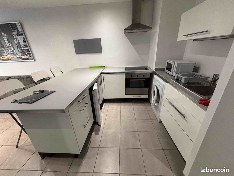 Studio 1 pièce 29 m² - Locations