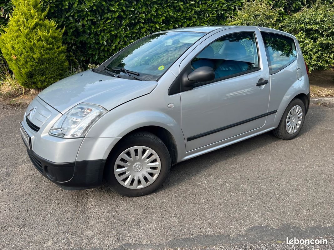 Citroen C2 1.4 75ch pack Clim 66.000kms 2003 - Voitures