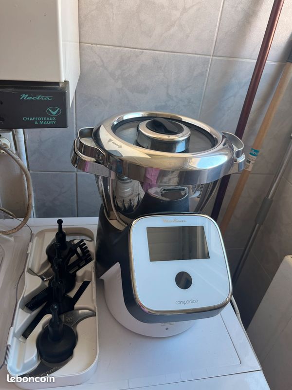 Robot cuiseur Moulinex Companion - Électroménager
