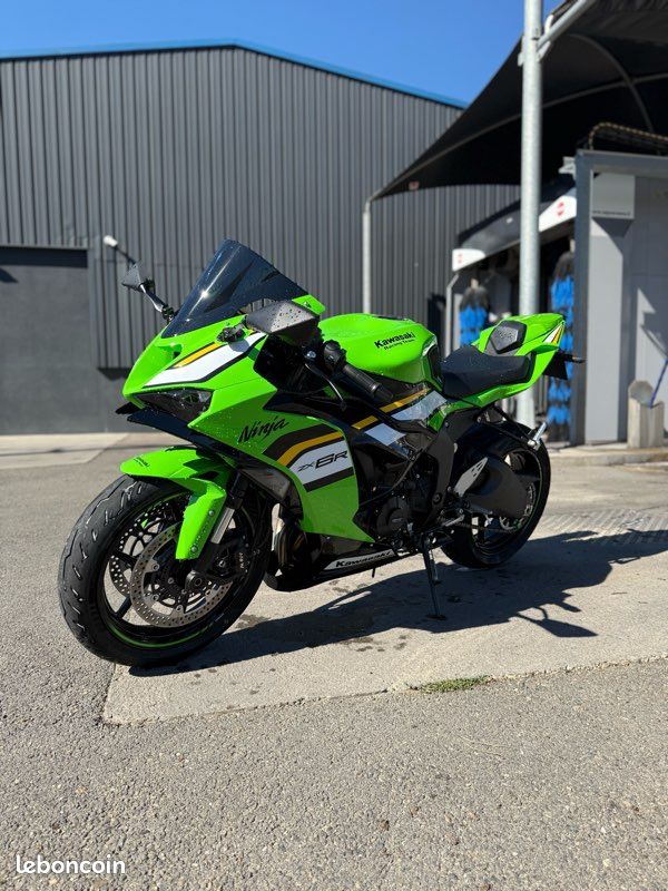 Zx6r 2025 - Motos
