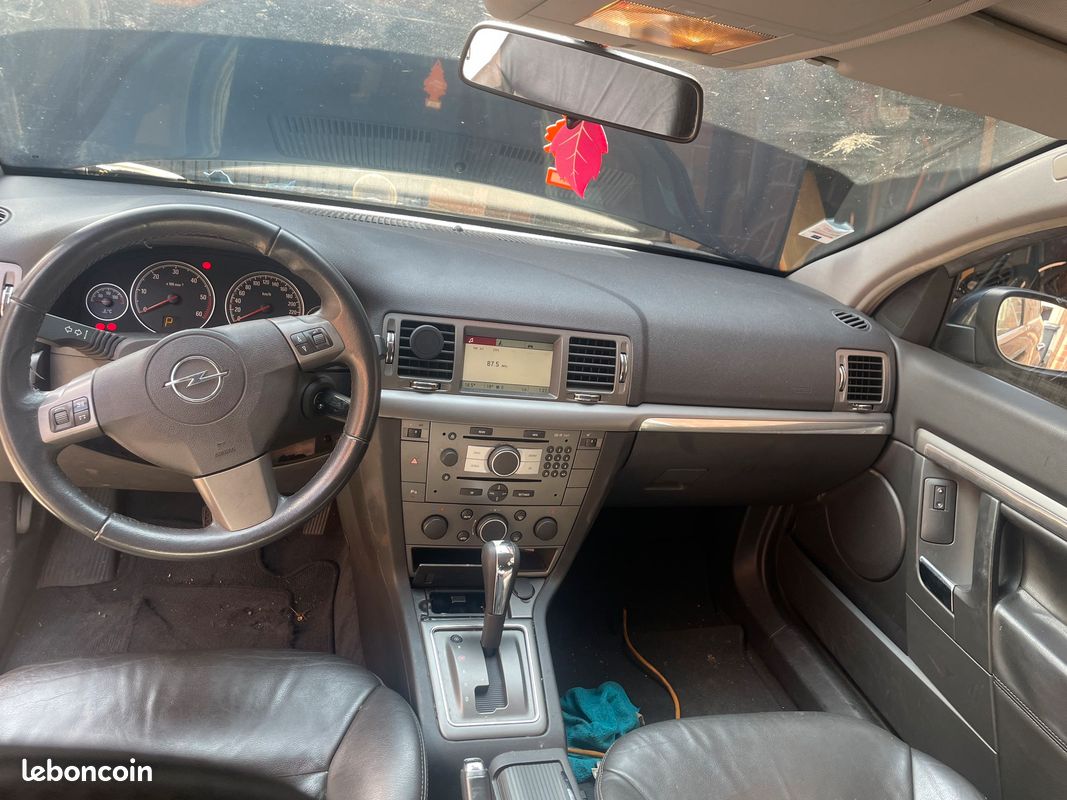 Opel vectra - Voitures