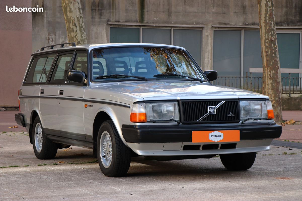 Volvo 240 Break révisée et garantie - Voitures