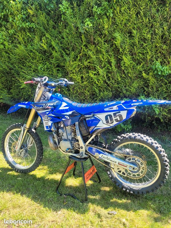 250 yz - Motos