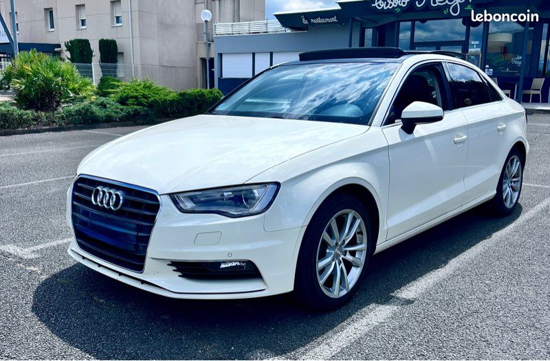 Audi A3 berline - Toit ouvrant - Voitures