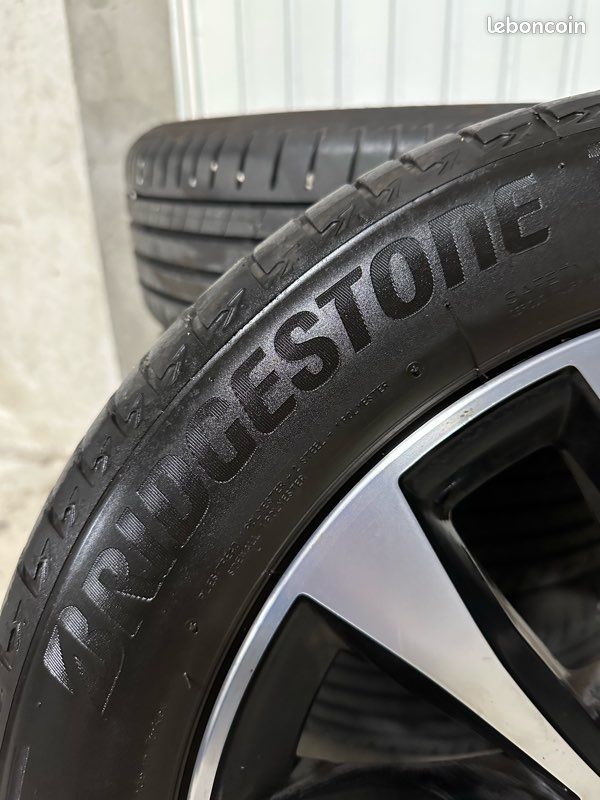 Jantes Renault Clio 5 V INTENS PHILIA - Équipement auto