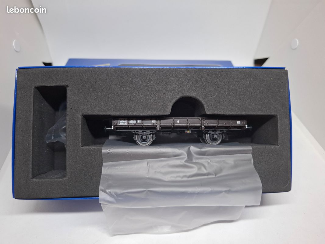 Train wagon REE WB-130 - Modélisme