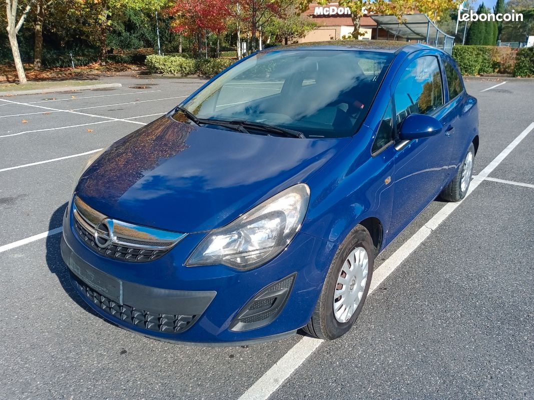 Opel Corsa D - Voitures