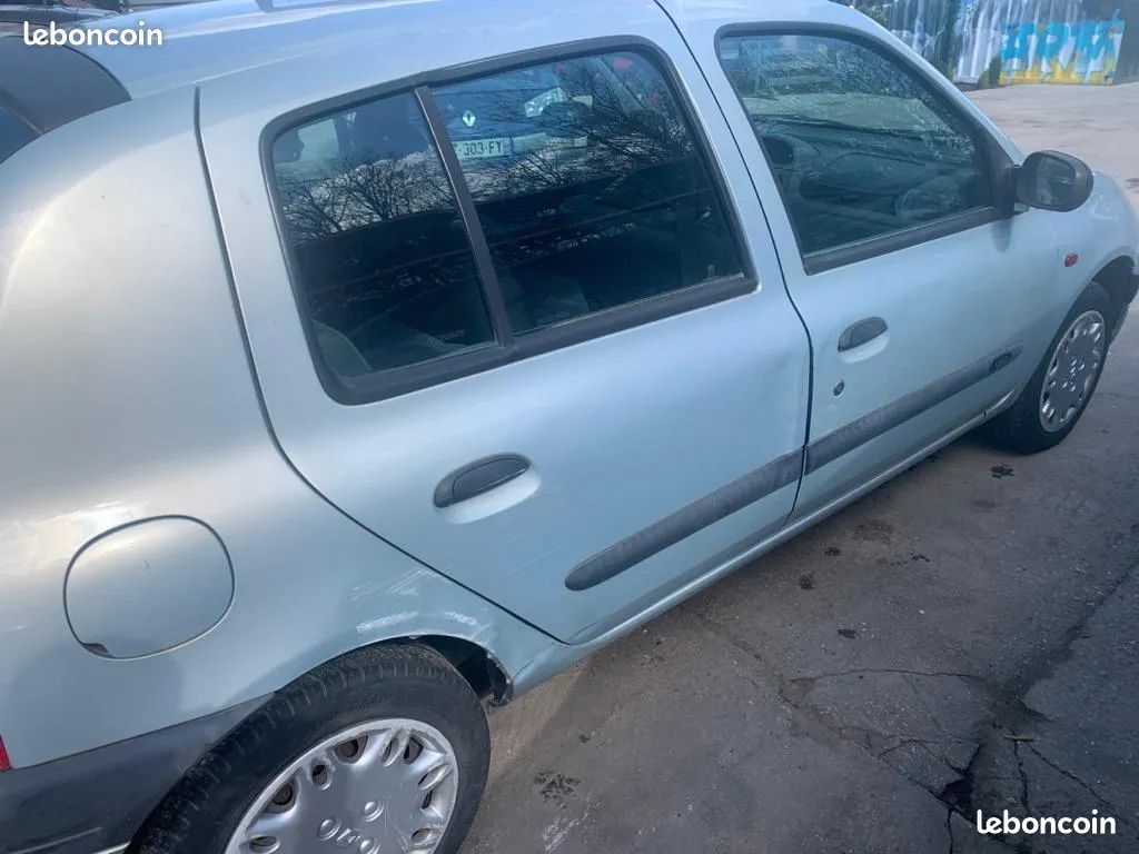 Renault clio ii (bb_, cb_) 1.9 d (b/cb0j) 65 cv - Équipement auto