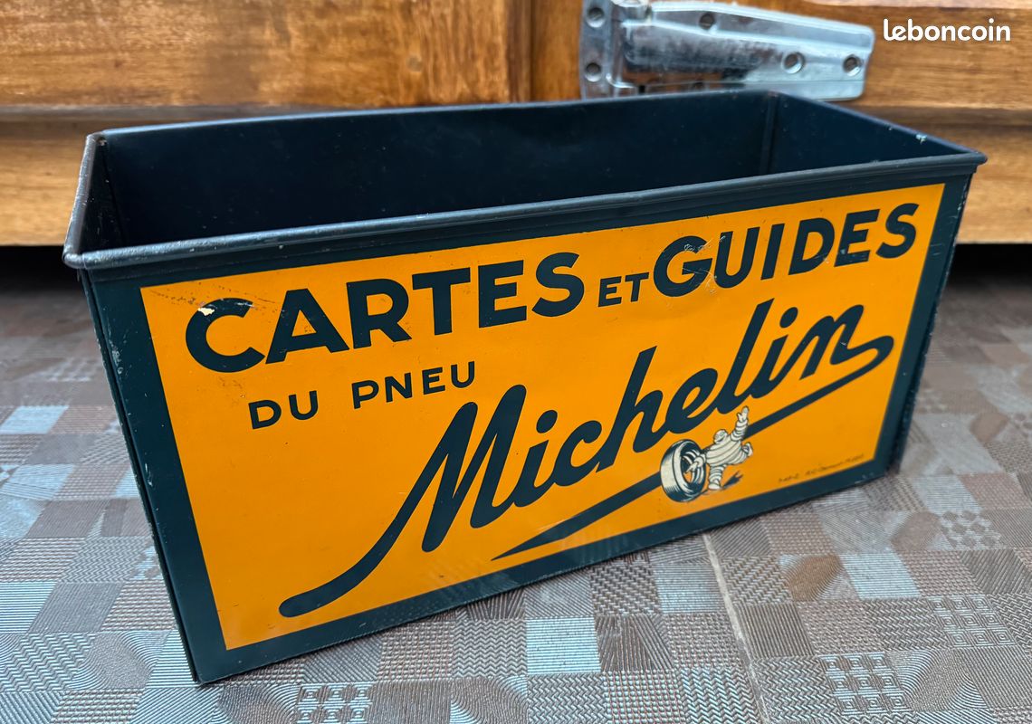 Ancienne boîte à cartes guides en tôle litho bibendum MICHELIN 1930 ...