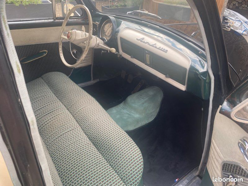 Simca aronde 90A Monthlery - Voitures