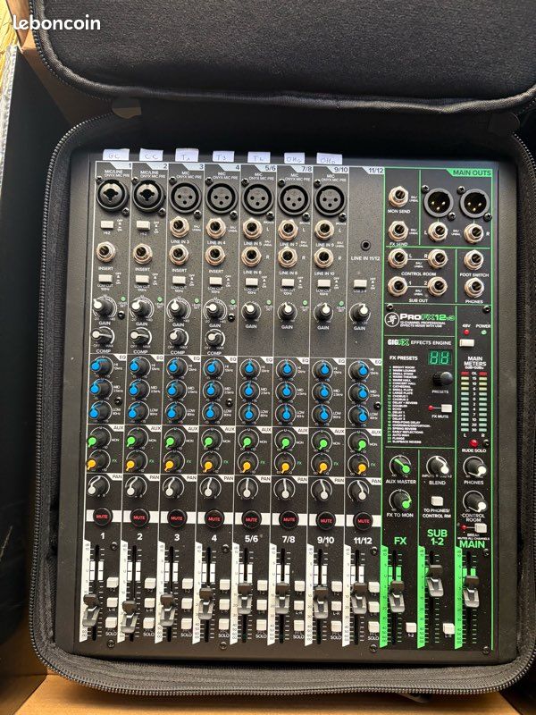 Table de mixage Mackie Pro fx12 v3 - Instruments de musique