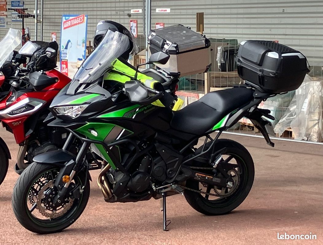 Kawasaky Versys 650 sous garantie constructeur - Motos