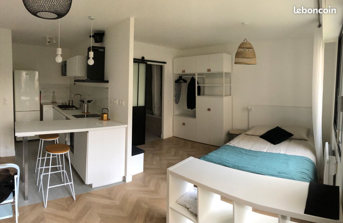 Grand studio 30m² entièrement refait à neuf - Proche métro Crimée ...