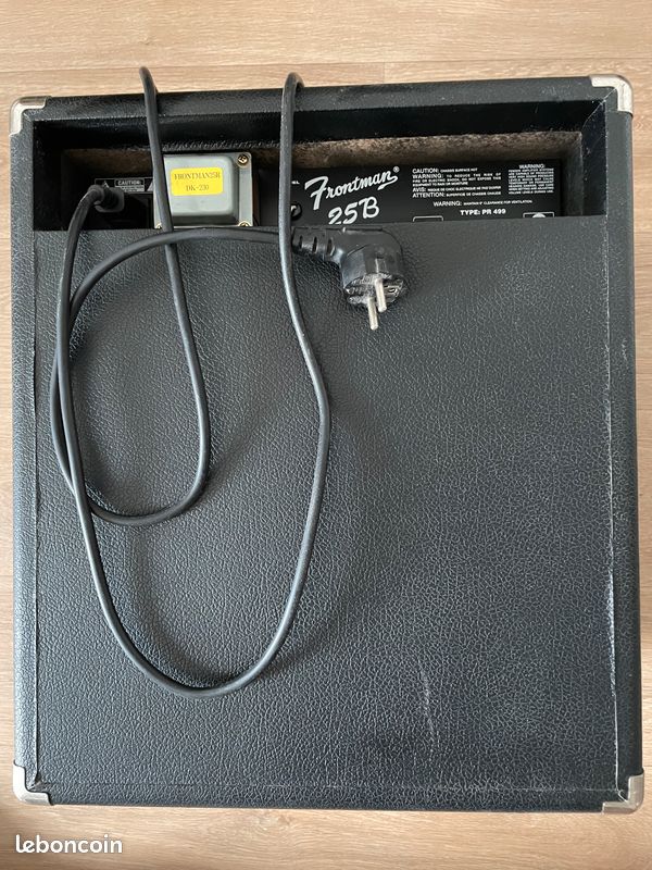 Ampli Fender Frontman 25 B - Instruments de musique